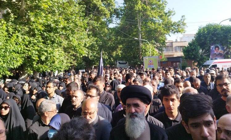 טקס הלוויה של הנשיא המעונה וחבריו הקדושים בטהרן :: nournews